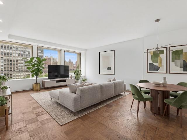 330 East 33rd Street, New York, NY