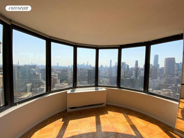 330 East 38th Street, New York, NY