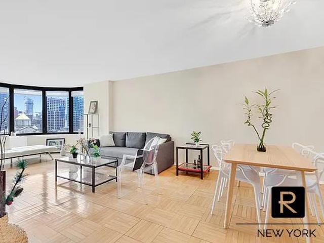 330 East 38th Street, New York, NY
