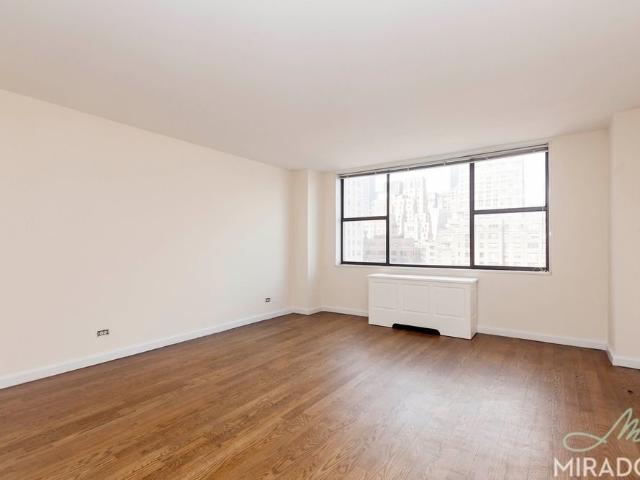 330 East 39th Street, New York, NY