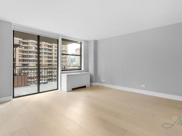330 East 39th Street, New York, NY