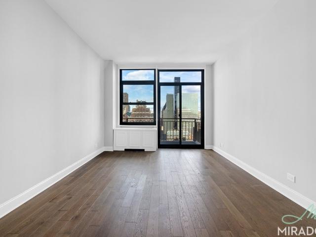 330 East 39th Street, New York, NY
