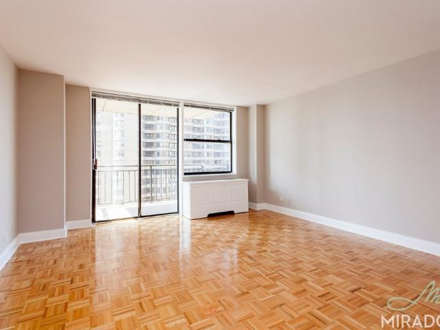 330 East 39th Street, New York, NY