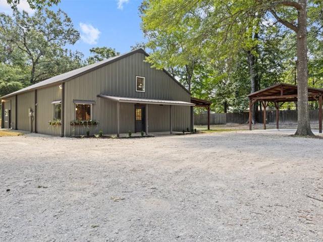 330 Forest Hills Dr, Hallsville, TX 75650