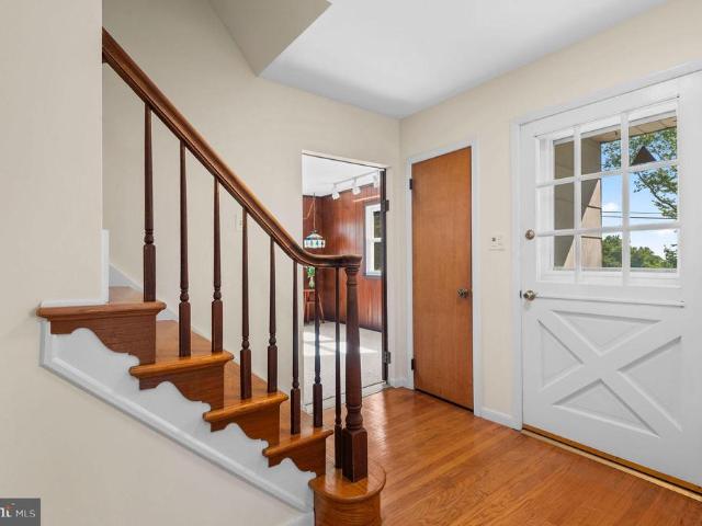 330 Hilltown Pike