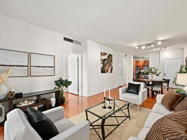 330 J St. 201