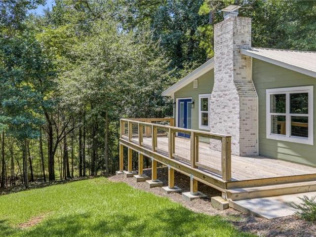 330 Lake Drive