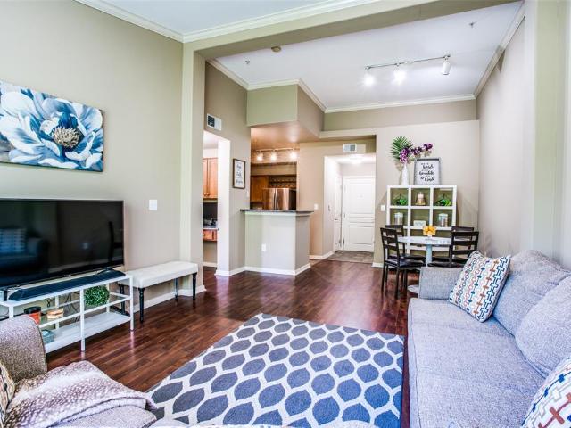 330 Las Colinas Boulevard E # 464