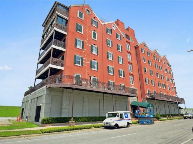 330 Morgan Street # 406