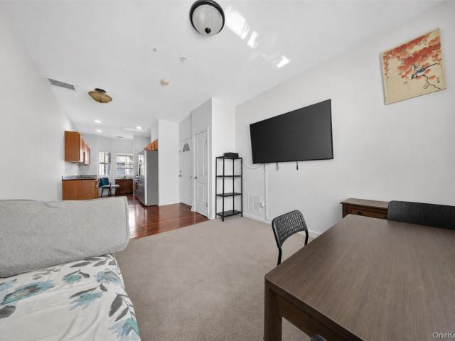 330 Maple Avenue 2