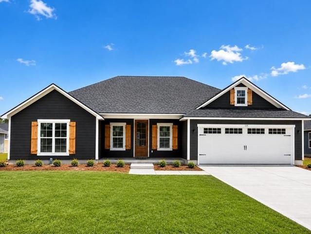 330 McNeal Heritage Cir, Hahira, GA 31632