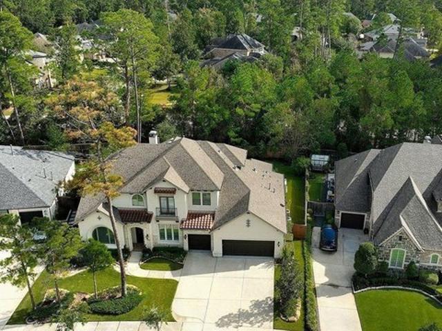 330 Mill Creek Rd, Pinehurst, TX 77362