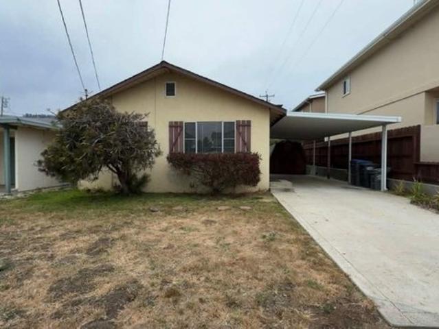 330 Mindoro St, Morro Bay, CA 93442