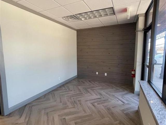 330 N 8th Street # 106