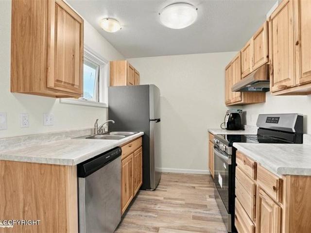 330 N Bliss St, Anchorage, AK 99508