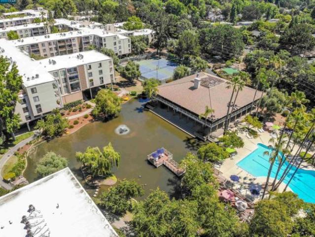 330 N Civic Dr 402, Walnut Creek, CA