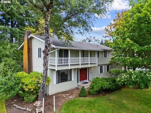 330 NE 17th Ave, Hillsboro, OR 97124