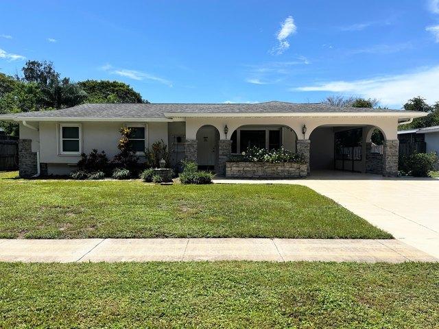 330 NE Solida Dr, Port Saint Lucie, FL 34983