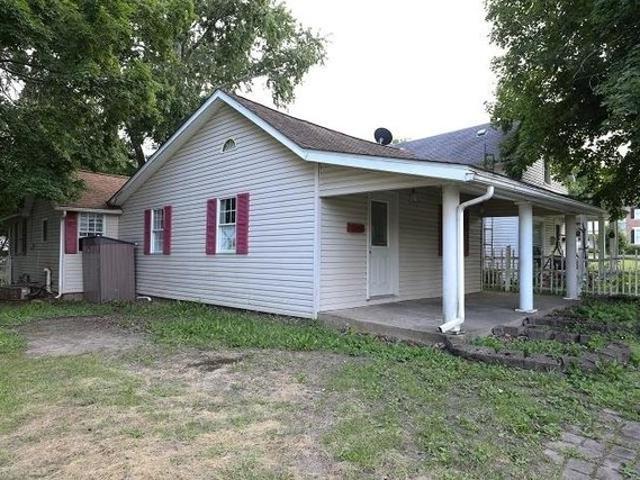 330 S 3rd St, Cambridge City, IN 47327