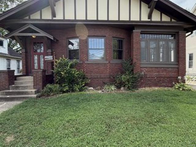 330 S Jefferson St, Bloomfield, IN 47424