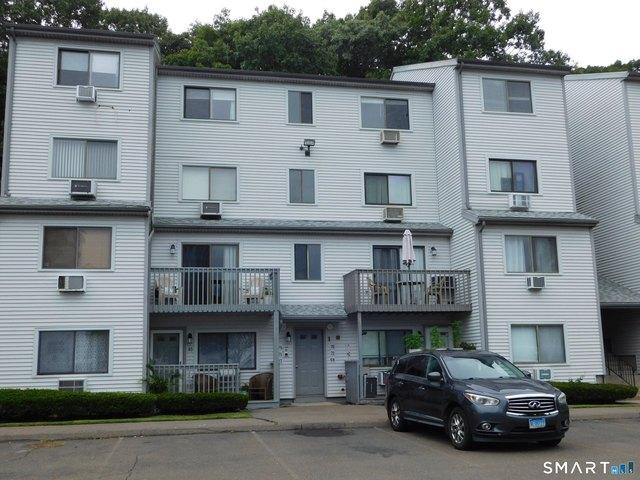 330 Savin Ave Apt 67, West Haven, CT 06516