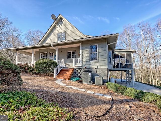 330 Scarlet Lane