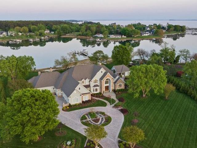 330 Serenity Ln, Chester, MD 21619