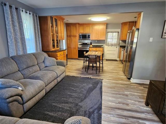 330 Shawen DR