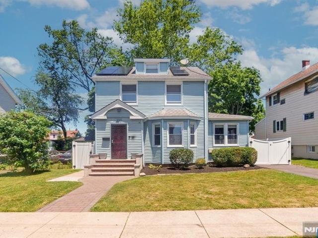 330 Simons Ave, Hackensack, NJ 07601