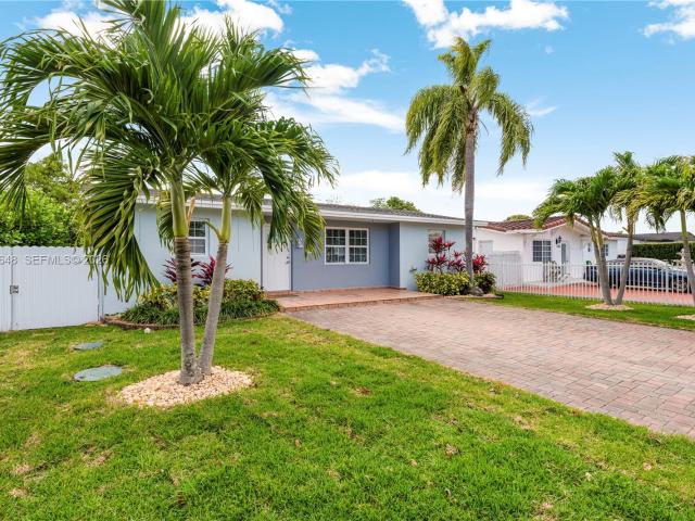 330 SW 104th Ct, Sweetwater, FL 33174 | MLS #A12006