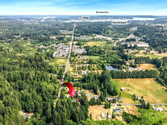 330 SW Dogwood Road