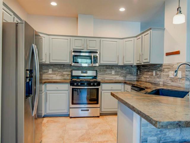 330 Palm Canyon Drive 11