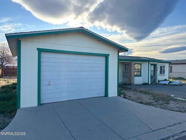330 Parkland Way, Fernley, NV 89408
