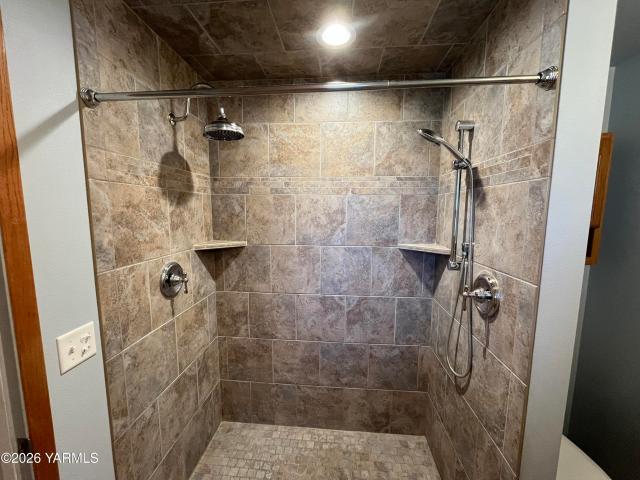 330 Parish Rd, Selah, WA 98942 | MLS #26 492