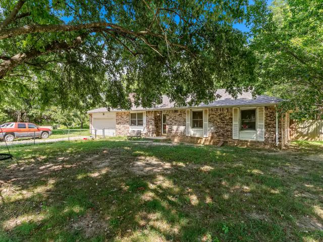 330 Peacock Lane