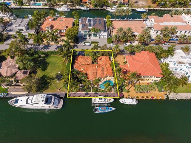 330 Royal Plaza Dr, Fort Lauderdale, FL