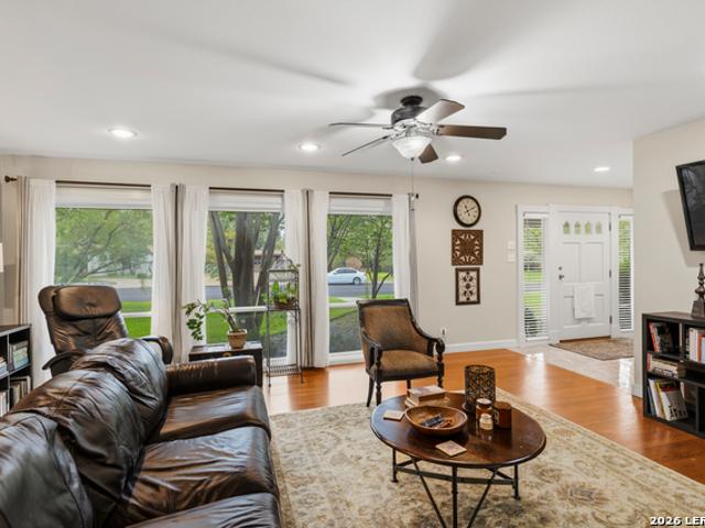 330 Rockhill