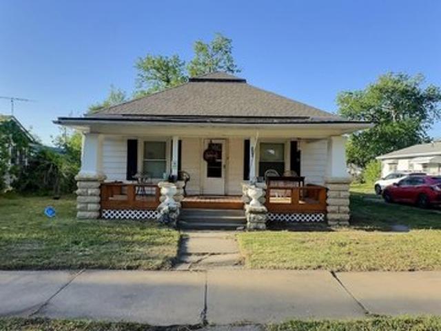 330 W 4th St, Junction City, KS 66441
