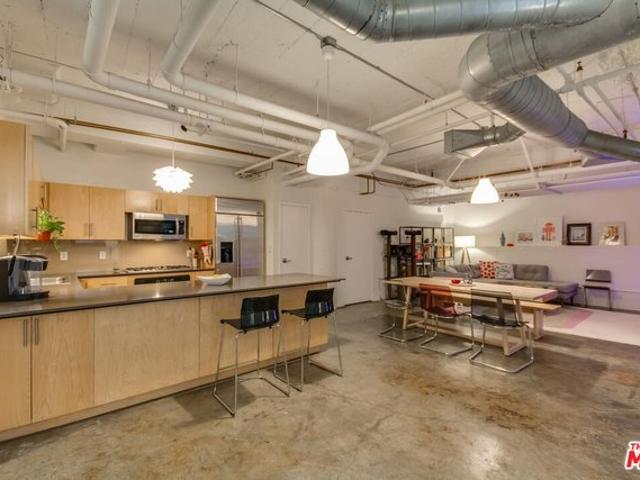 330 W 11th St Apt C03, Los Angeles, CA 90015