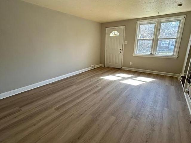 330 W 21St Street