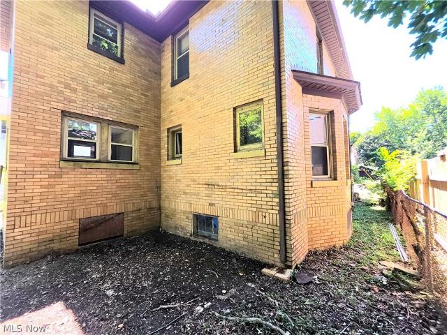 330 W 28th Street
