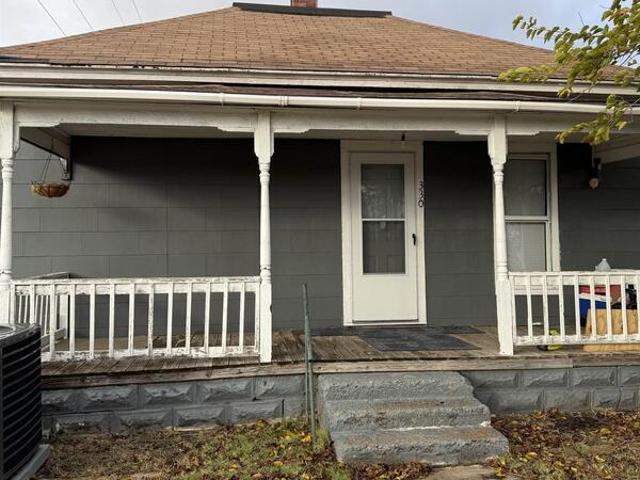 330 W Ave A, 12 S Madison, Hutchinson, KS 67504
