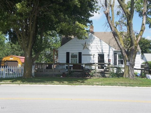330 W Lytle St, Fostoria, OH 44830