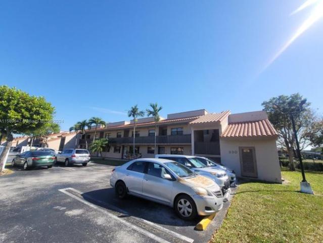 330 W Park Dr #204 10, Miami, FL 33172