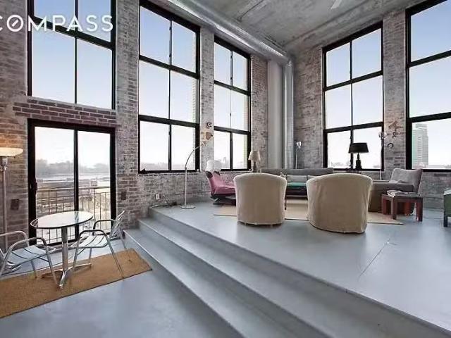 330 Wythe Avenue, 4 J, Brooklyn, NY 11249