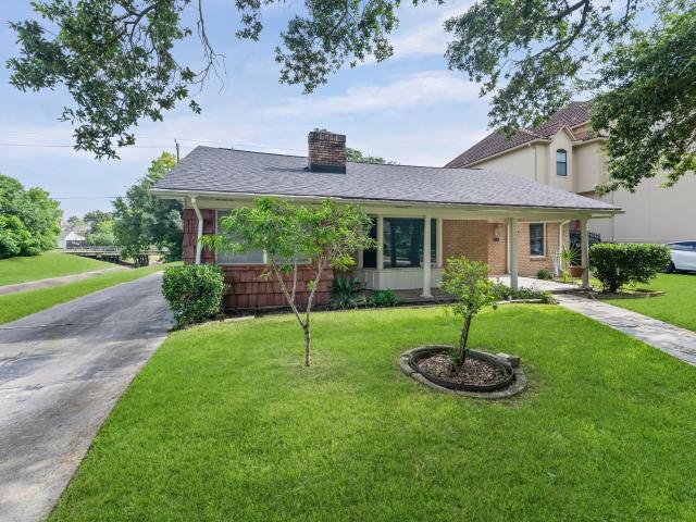 3314 Blue Bonnet Boulevard