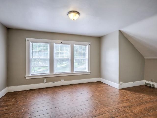 3314 Jackson St 2 Bedroom Apartment for Rent at 3314 Jackson St, Omaha, NE 68105