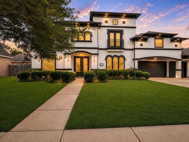 3314 Sussex Way, Friendswood, TX 77546