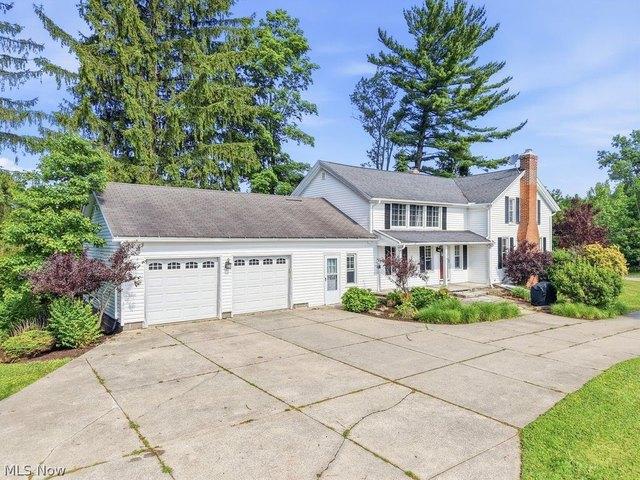33150 Miles Rd, Solon, OH 44139