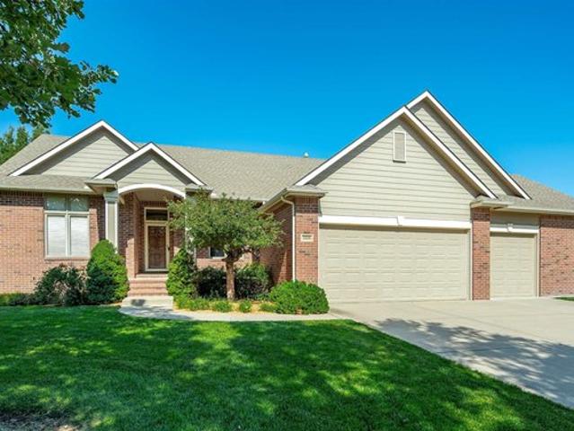 3315 N Den Hollow Cir, Wichita, KS 67205